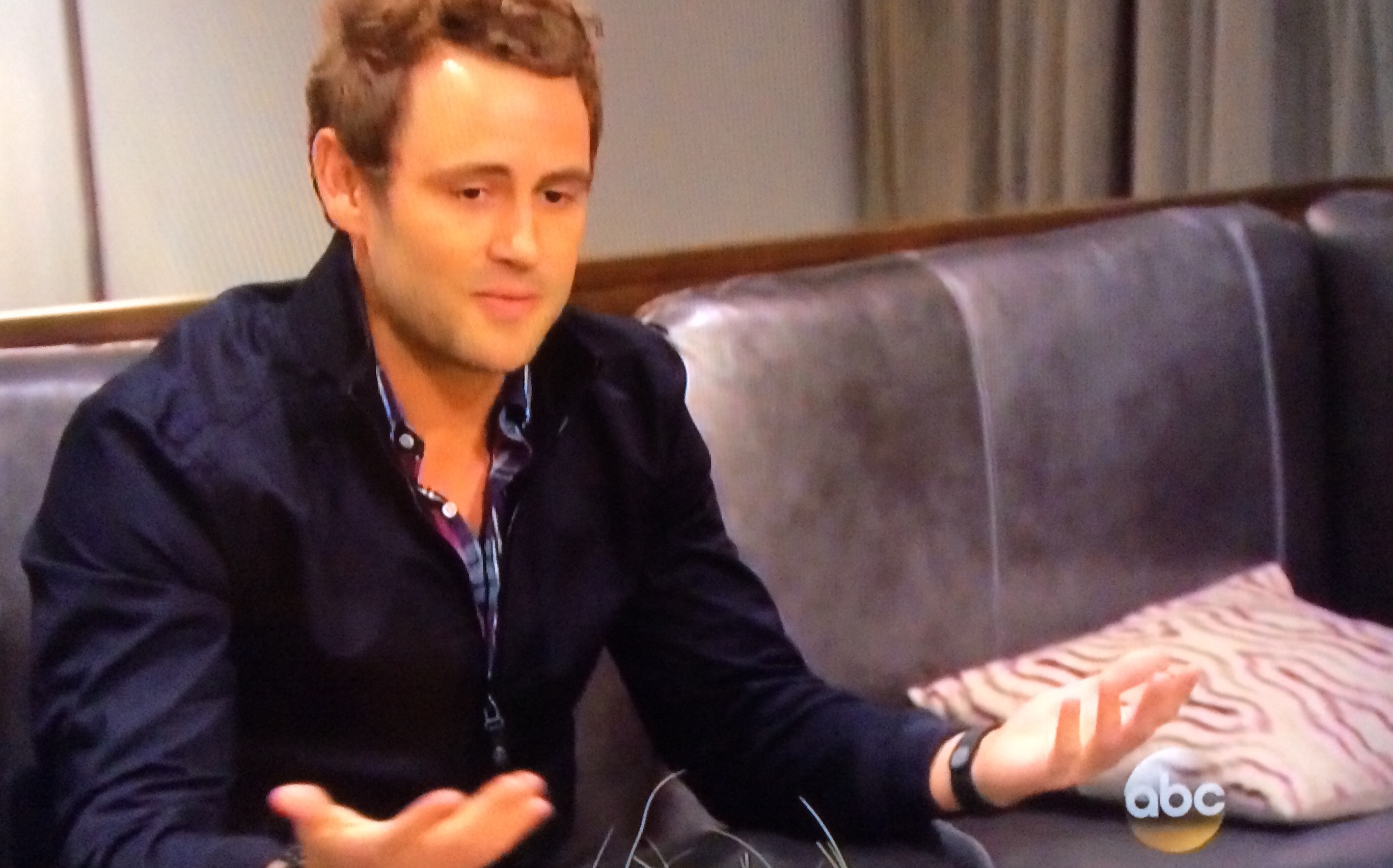 A Real Quick GIF Recap of The Bachelorette - That's Normal