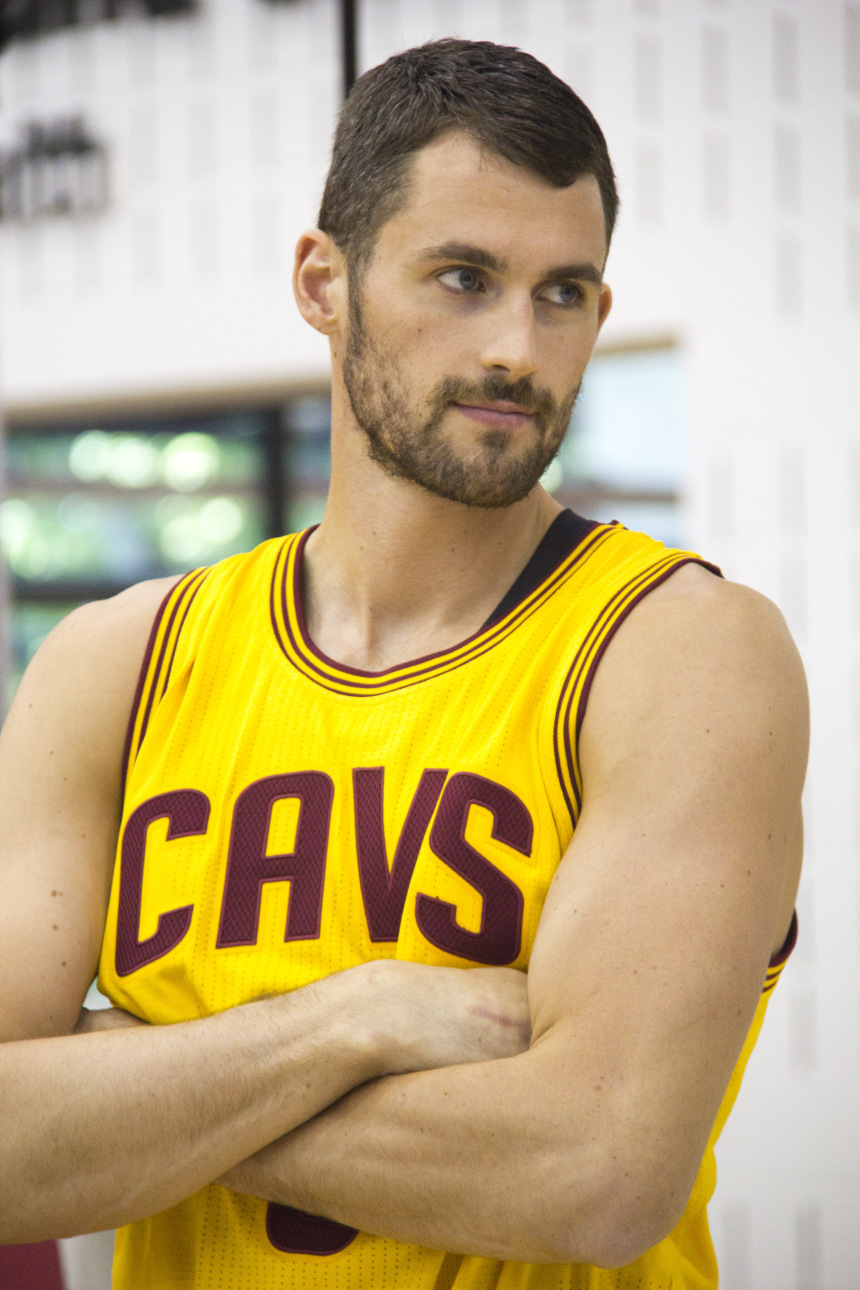 Book News from Sally Thorne (and a look at Joshua Templeman IRL) - That ...