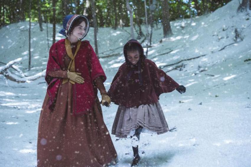 Victoria Christmas Episode: Comfort and Joy - That's Normal